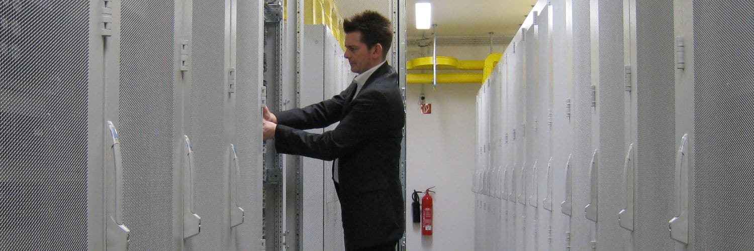 KVM Management Software /Tools - Daxten – the data centre optimisation ...